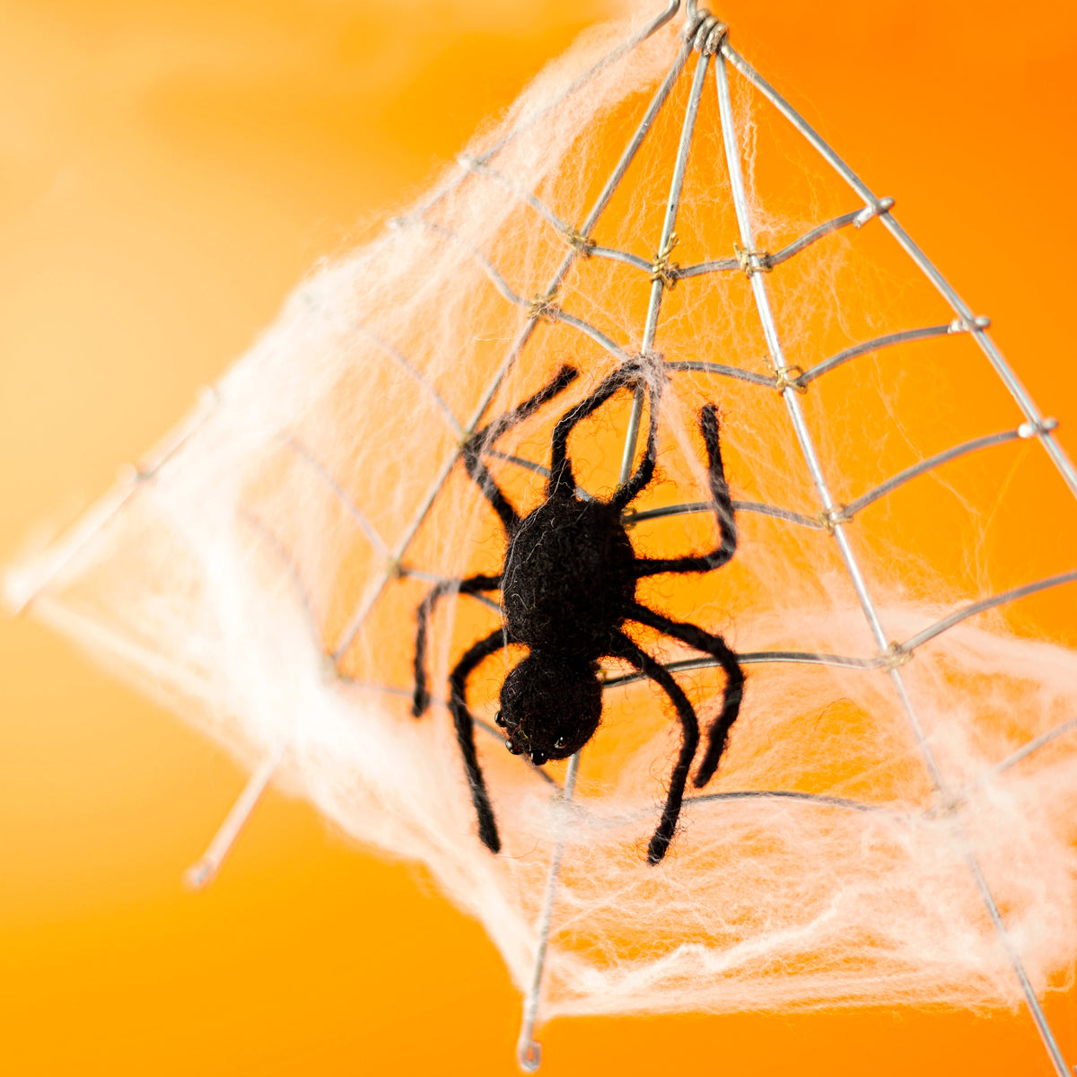 Spider's Web with Mini Spider l Amica Felt Wholesale